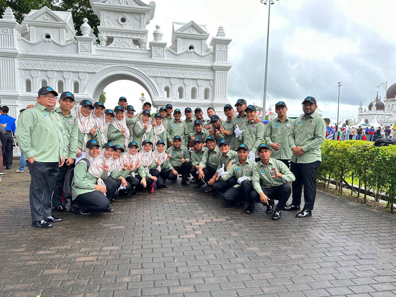 PERBARISAN DAN PERARAKAN SEMPENA SAMBUTAN HARI KEMERDEKAAN KE-66 TAHUN ...